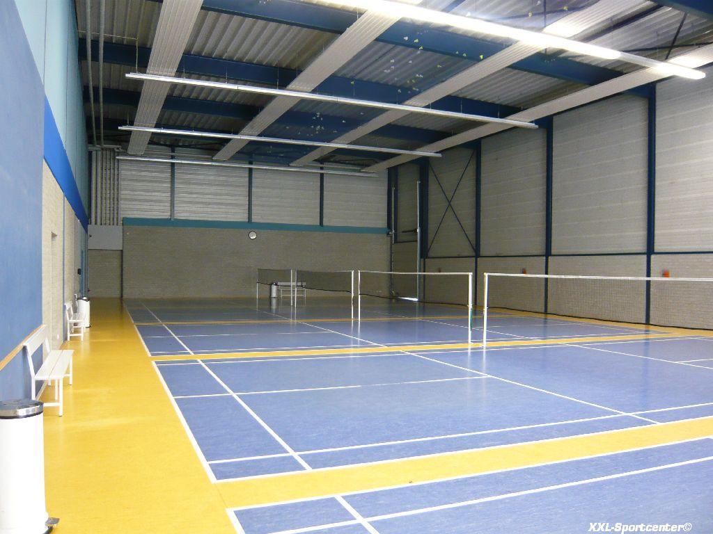 Badminton-Courts - XXL Sportcenter, Fitnessstudio, Badminton, Tennis ...
